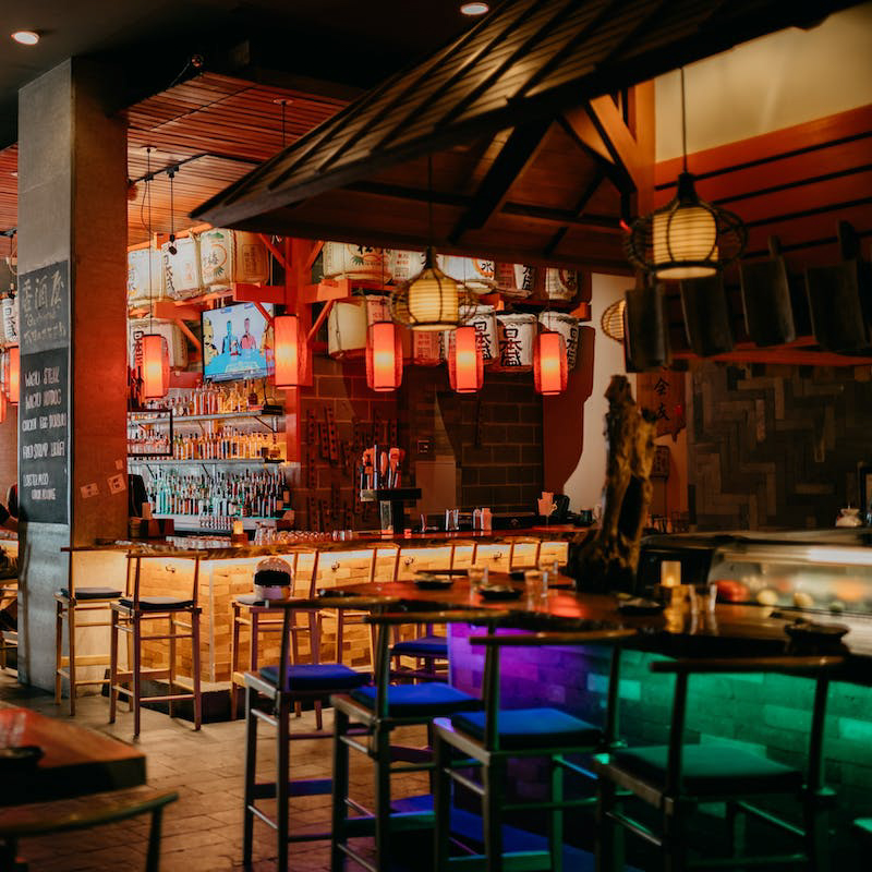 The Mesmerizing Spider-Like Design of Luminaire Araignée - Lumenrooflight