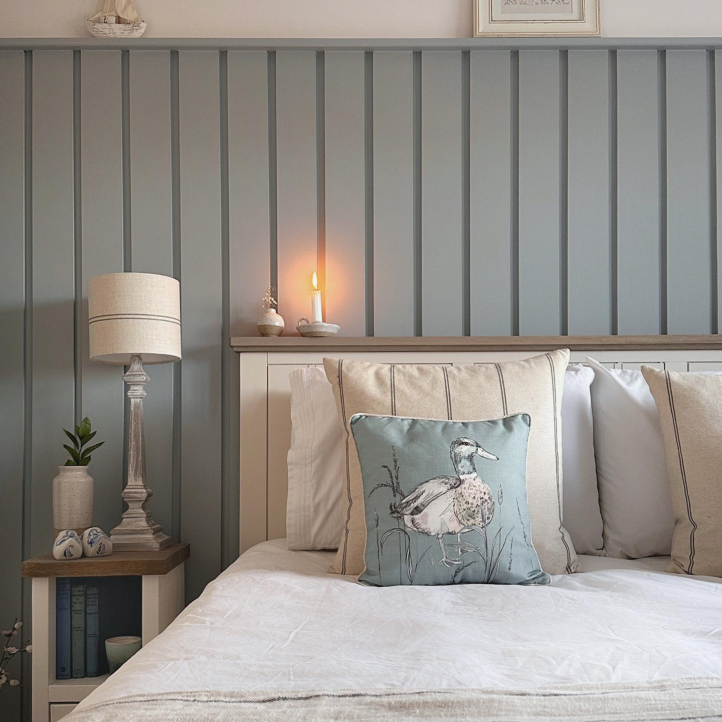 Shedding Light on the Benefits of Floating Ceiling LED Lighting ...