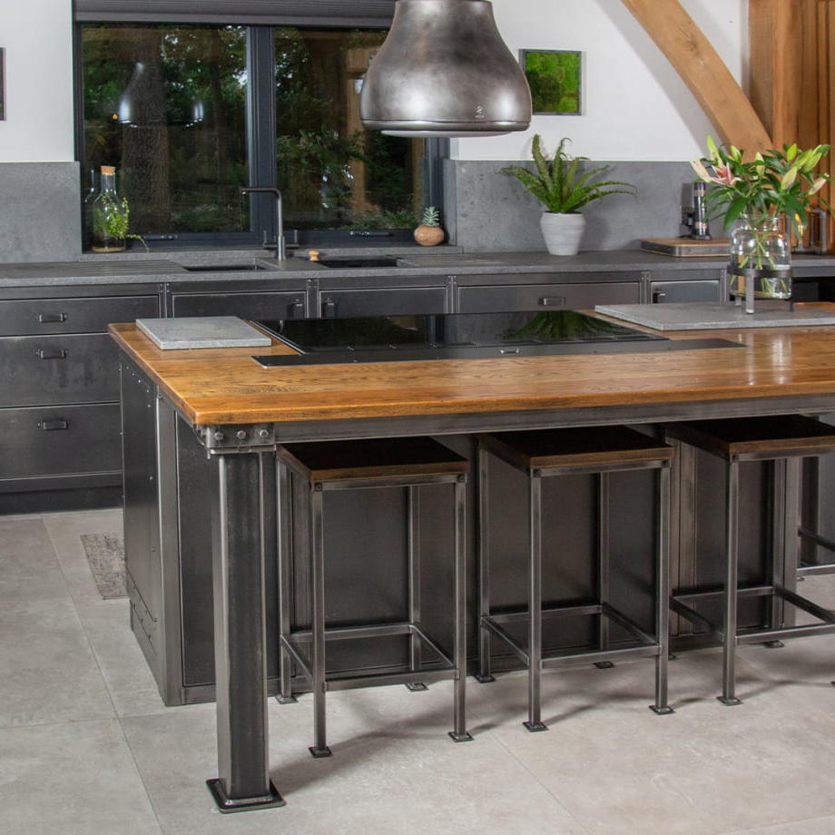 Revamp Your Living Room with B&Q’s Wide Range of Stylish Lights ...